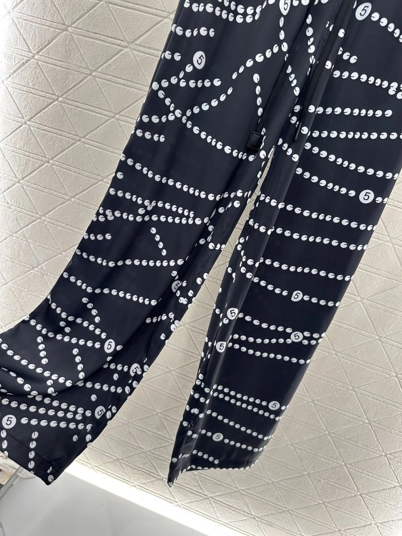 Bargain Chanel Long Pants