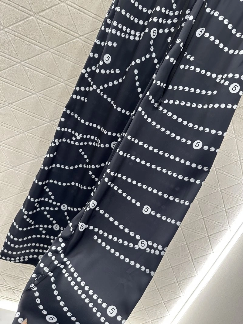 Bargain Chanel Long Pants
