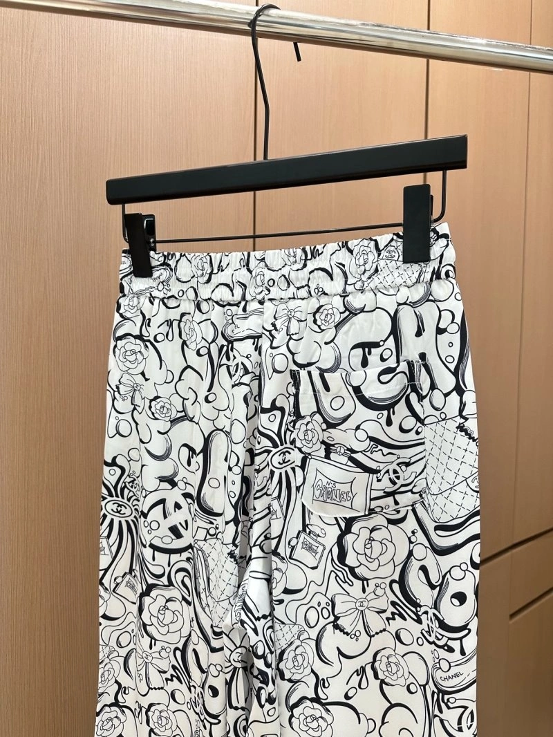 Legit Chanel Long Pants