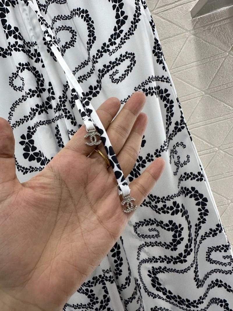 Legit Chanel Long Pants