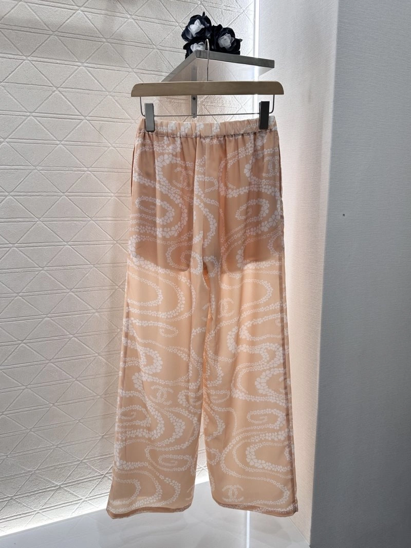 Legit Chanel Long Pants