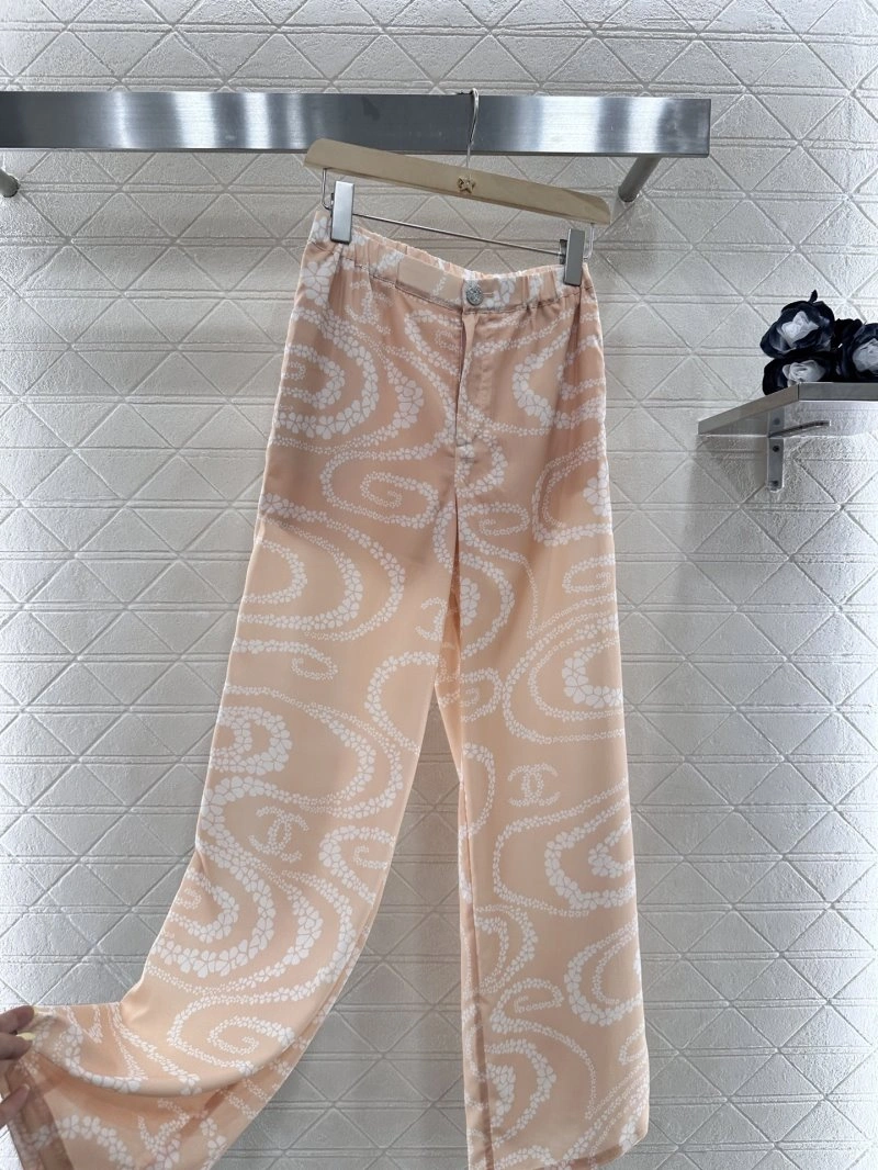 Legit Chanel Long Pants