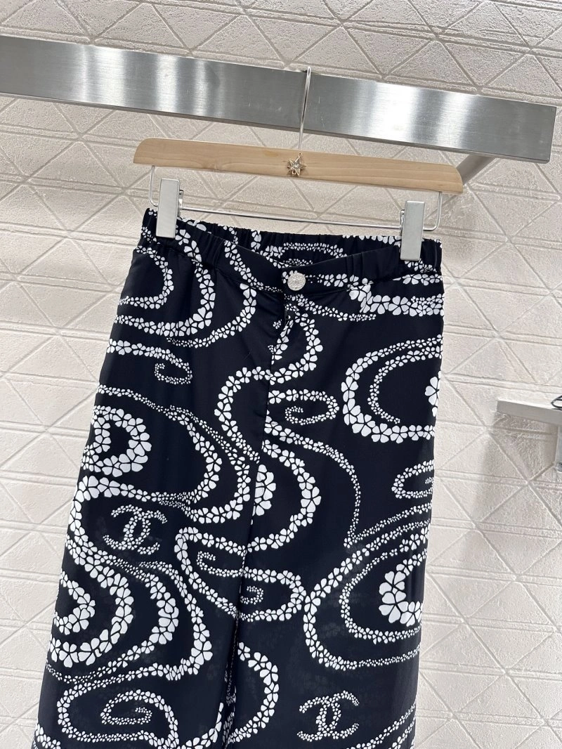 Bargain Chanel Long Pants
