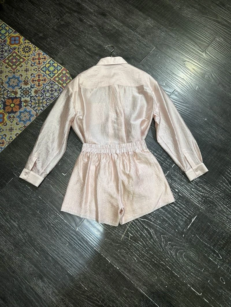 Top match Chanel Long Suits