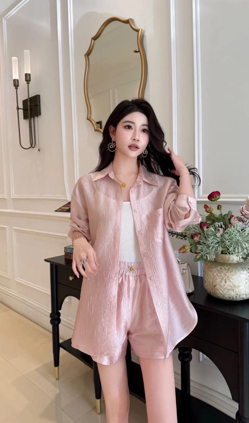 Low-cost Chanel Long Suits
