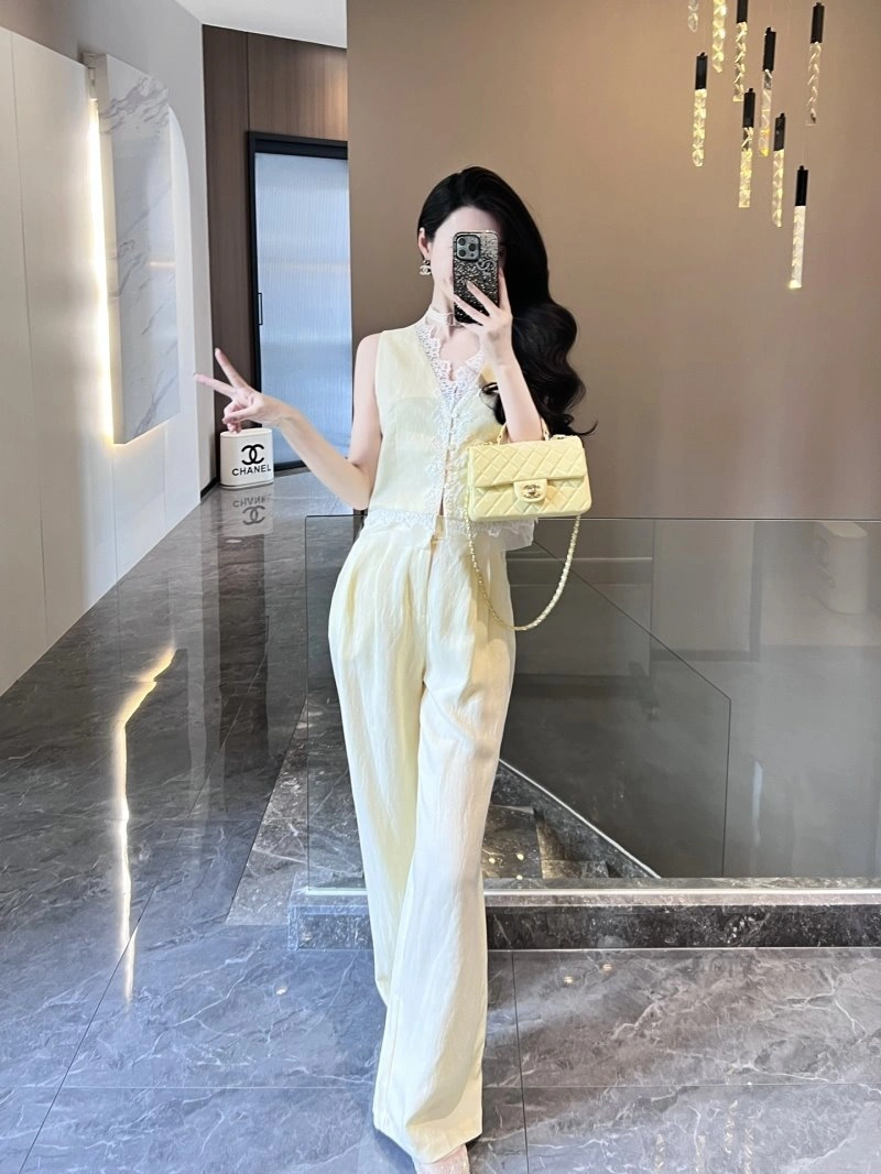 Inexpensive Chanel Long Suits