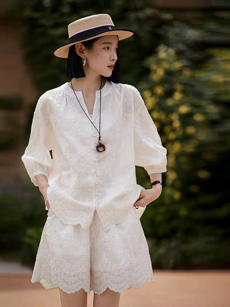 Top mirror Chanel Long Suits