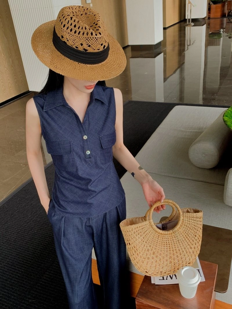 Top match Chanel Long Suits