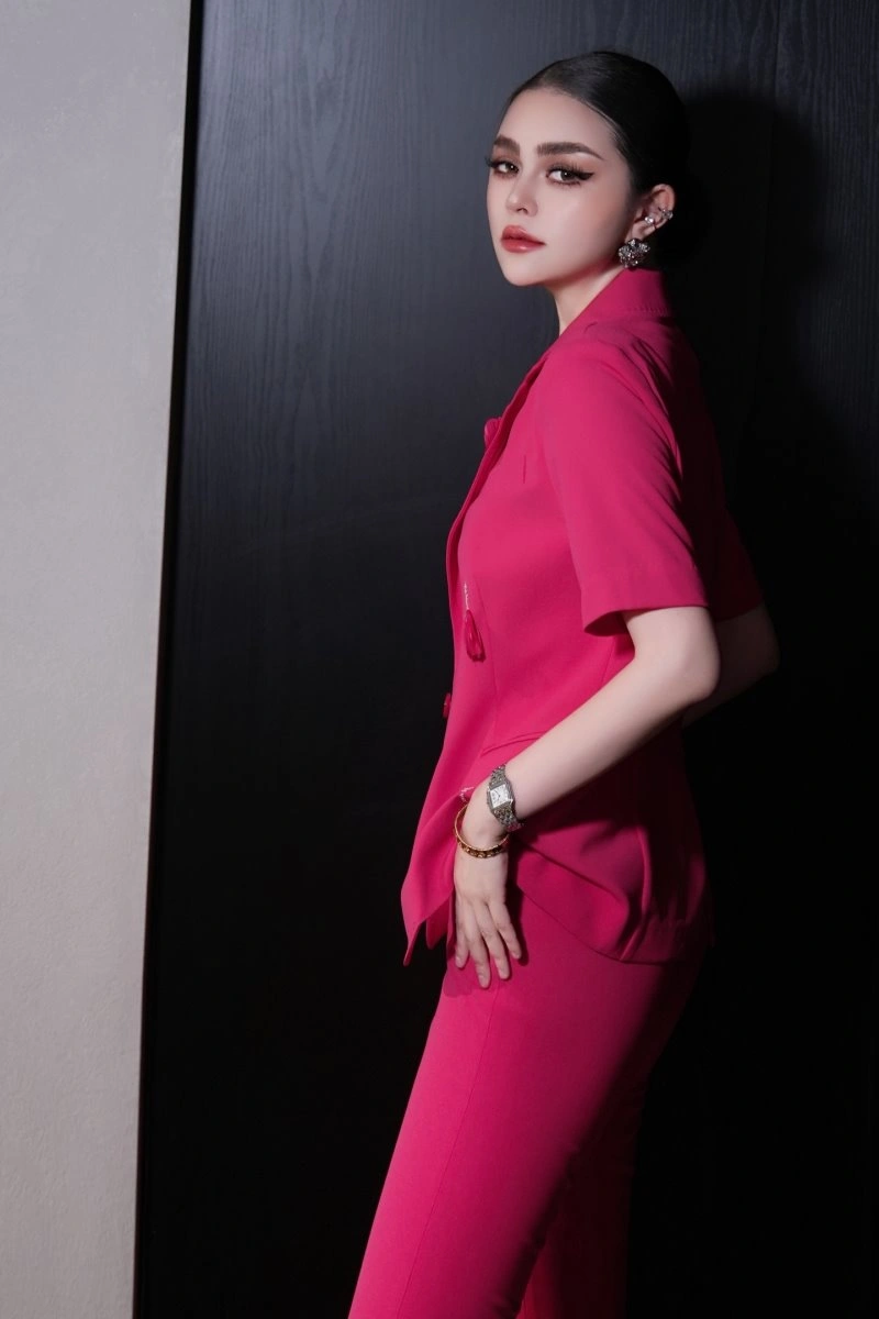 Precise copy Chanel Long Suits