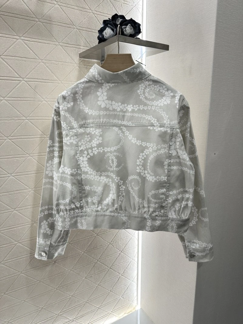Top match Chanel Long Suits