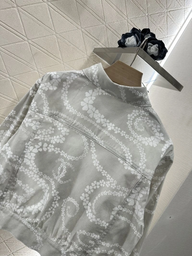 Top match Chanel Long Suits