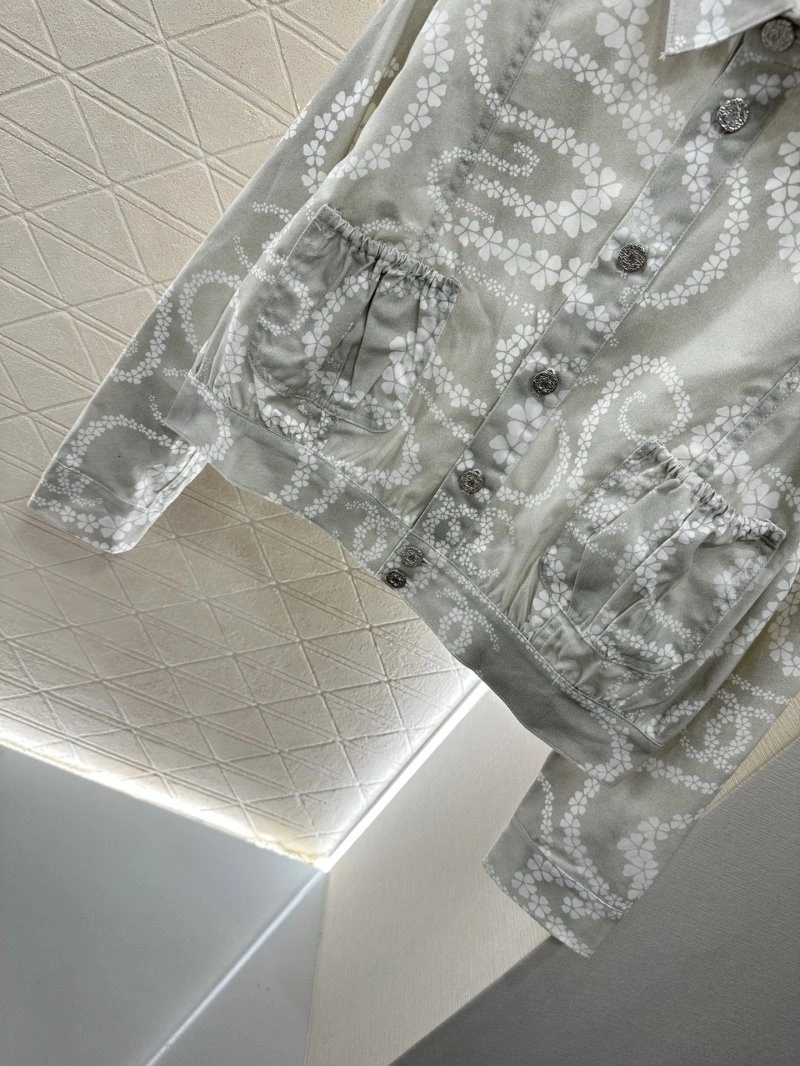 Top match Chanel Long Suits