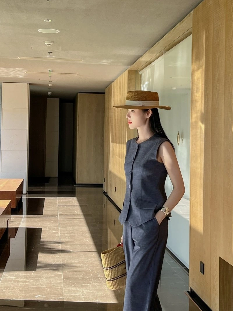 Bargain Chanel Long Suits