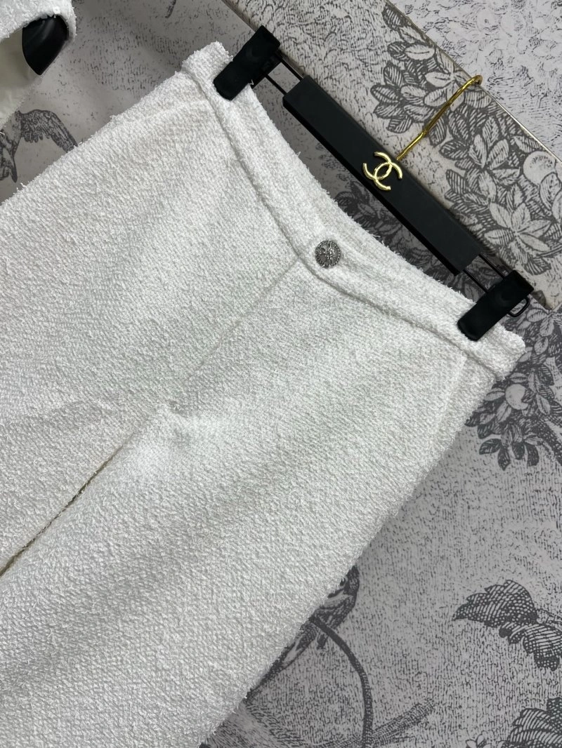 Discounted Chanel Long Suits
