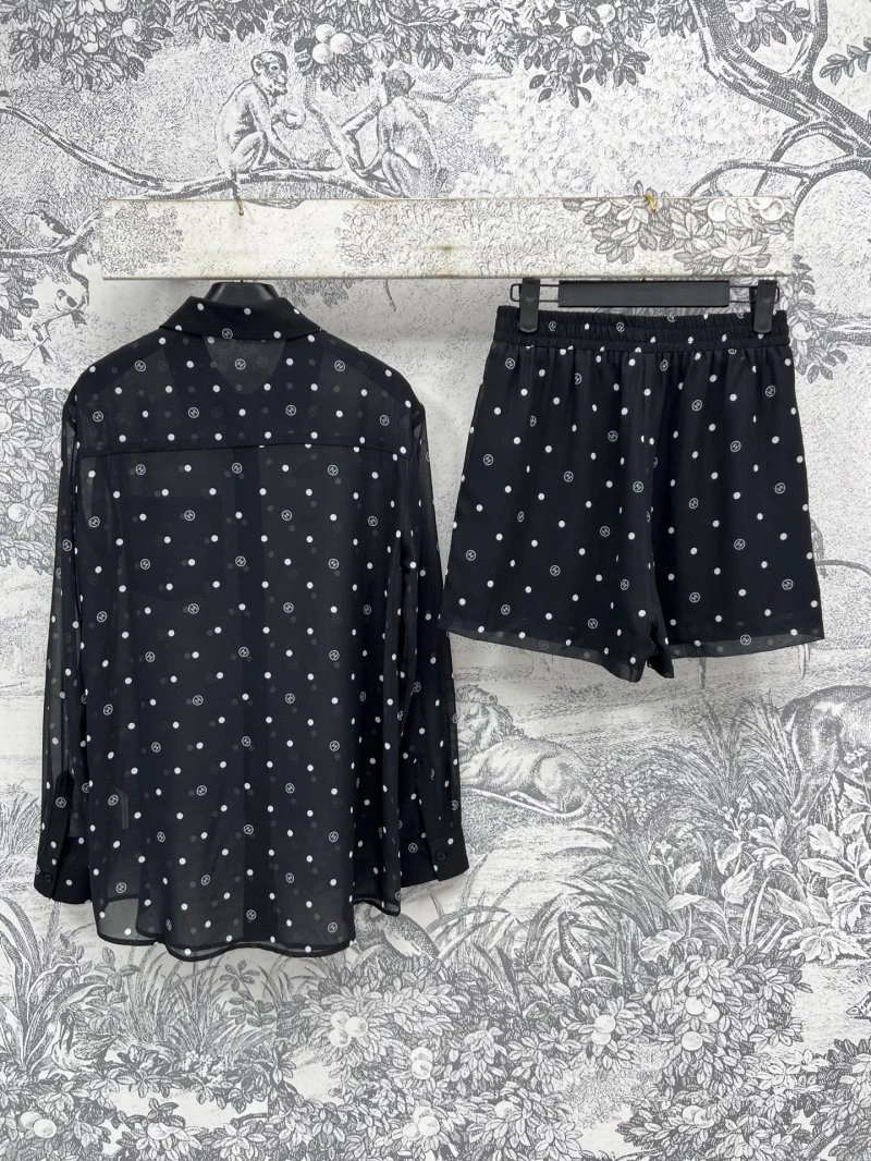 Low-cost Chanel Long Suits
