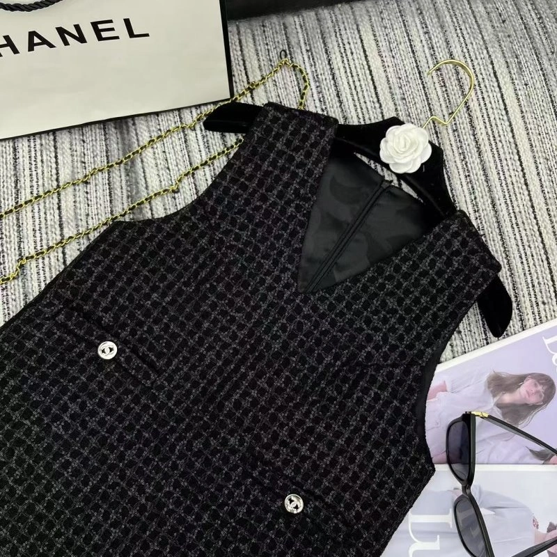 Mirror quality Chanel Long Suits