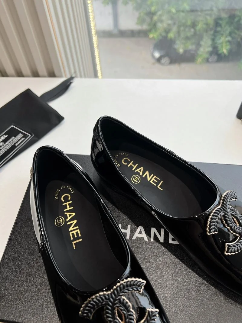 Precise copy Chanel Low Shoes