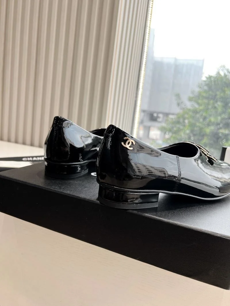 Precise copy Chanel Low Shoes