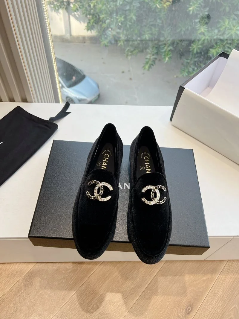 Low-cost Chanel Low Shoes