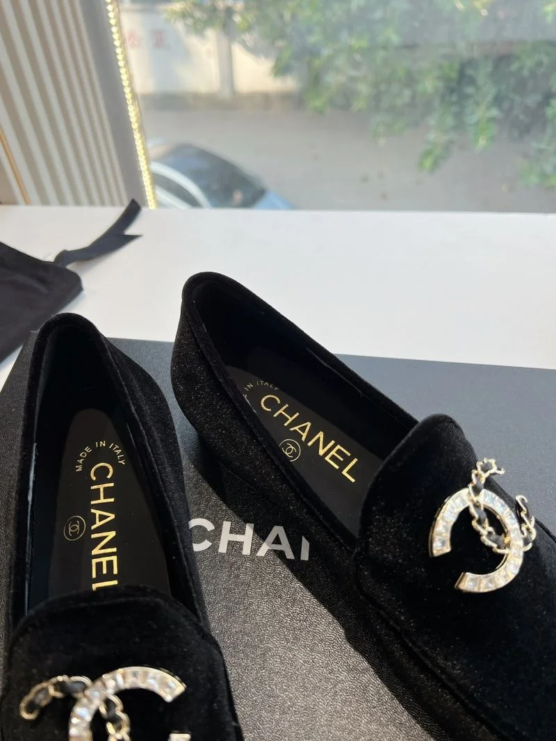 Low-cost Chanel Low Shoes