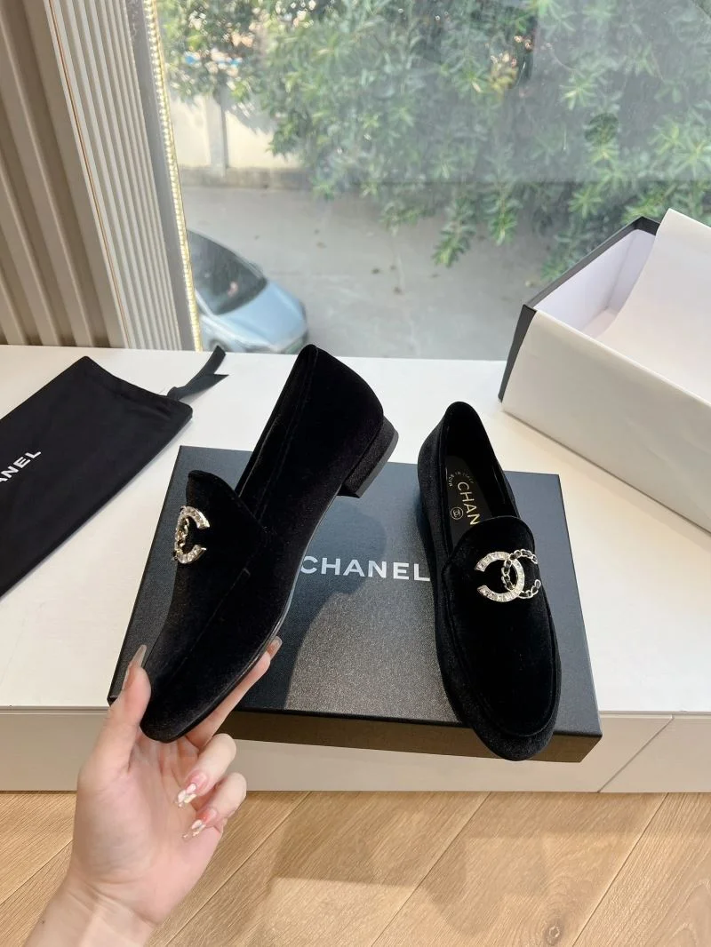 Low-cost Chanel Low Shoes