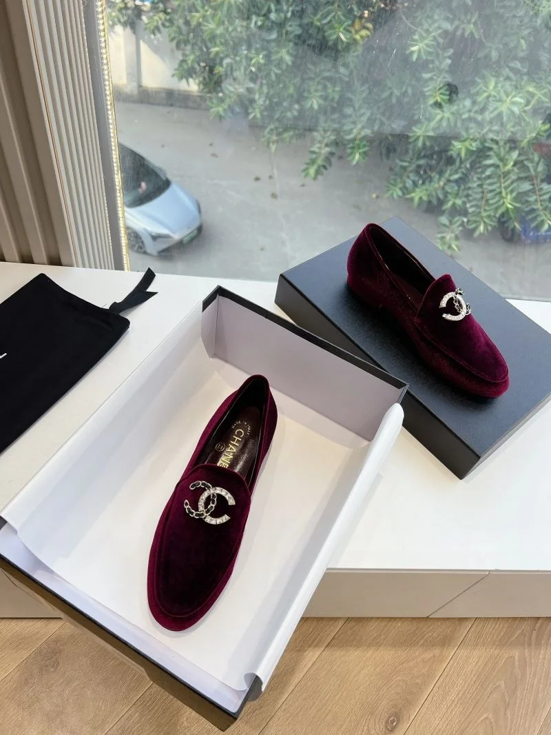 Precise copy Chanel Low Shoes
