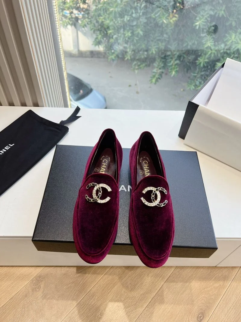 Precise copy Chanel Low Shoes
