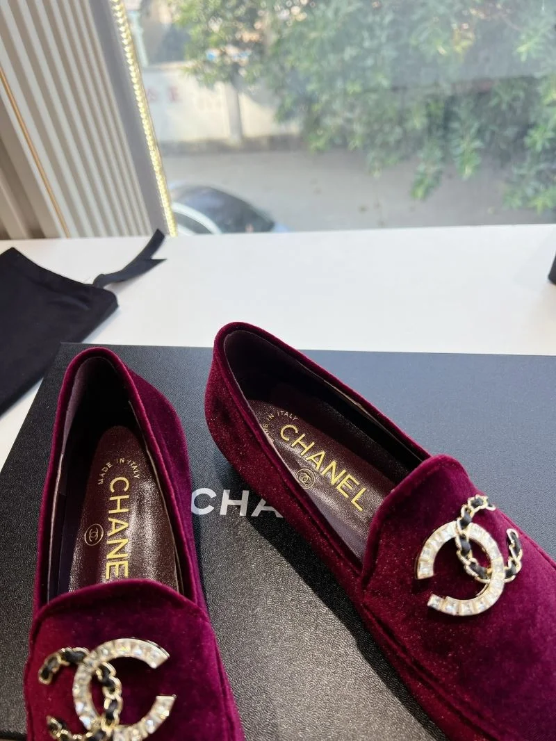 Precise copy Chanel Low Shoes