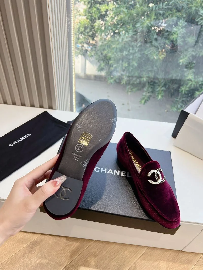 Precise copy Chanel Low Shoes
