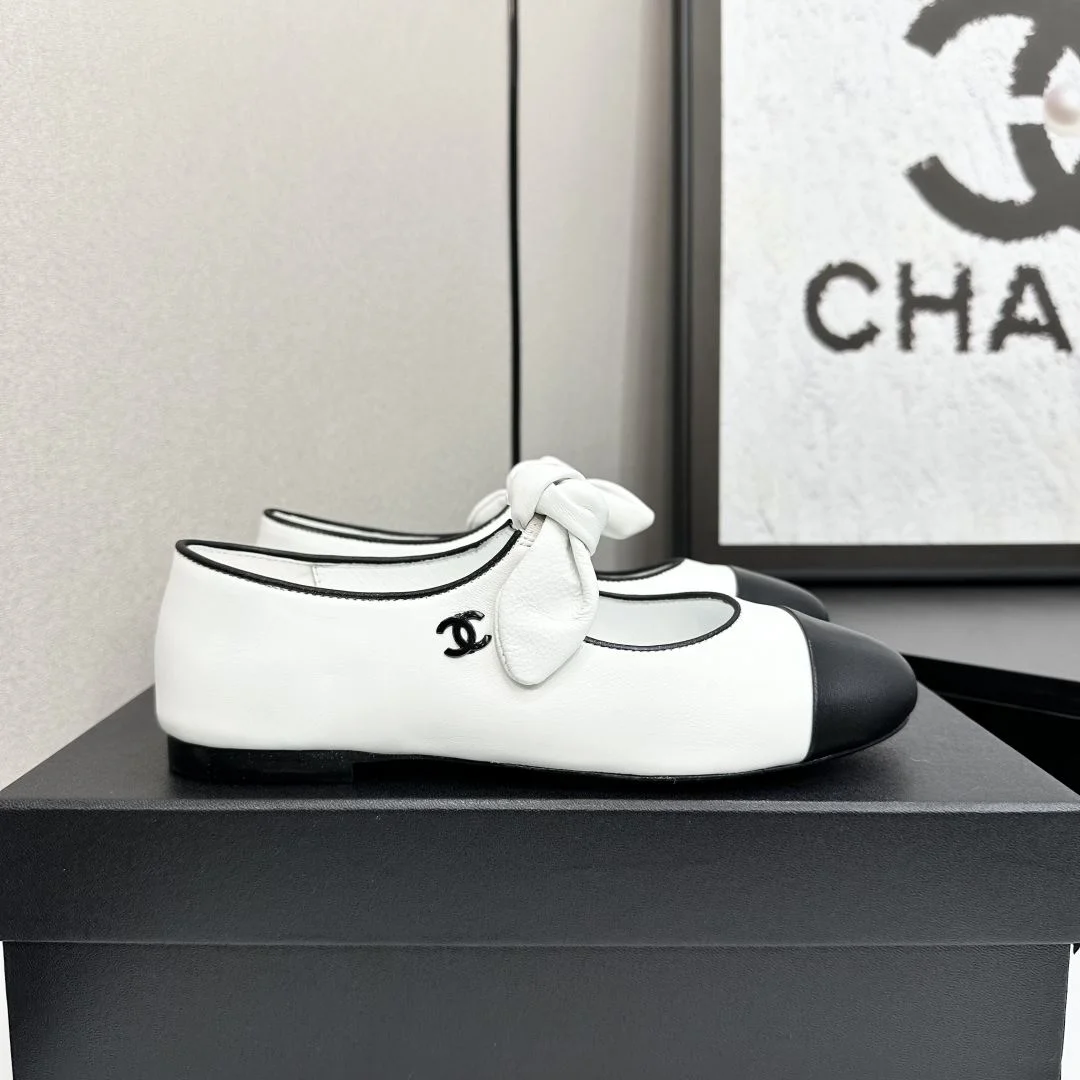 Chanel Low Shoes