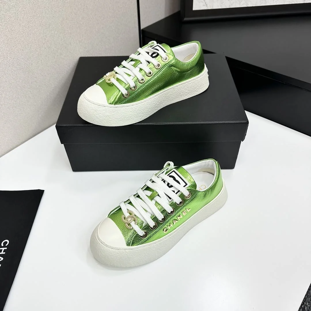 Brand-original Chanel Low Shoes