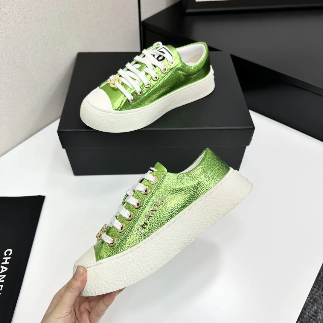 Brand-original Chanel Low Shoes