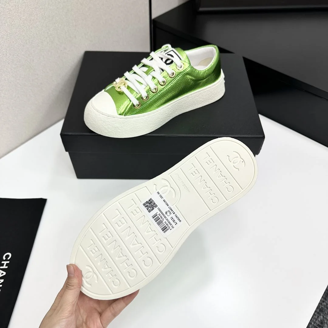 Brand-original Chanel Low Shoes