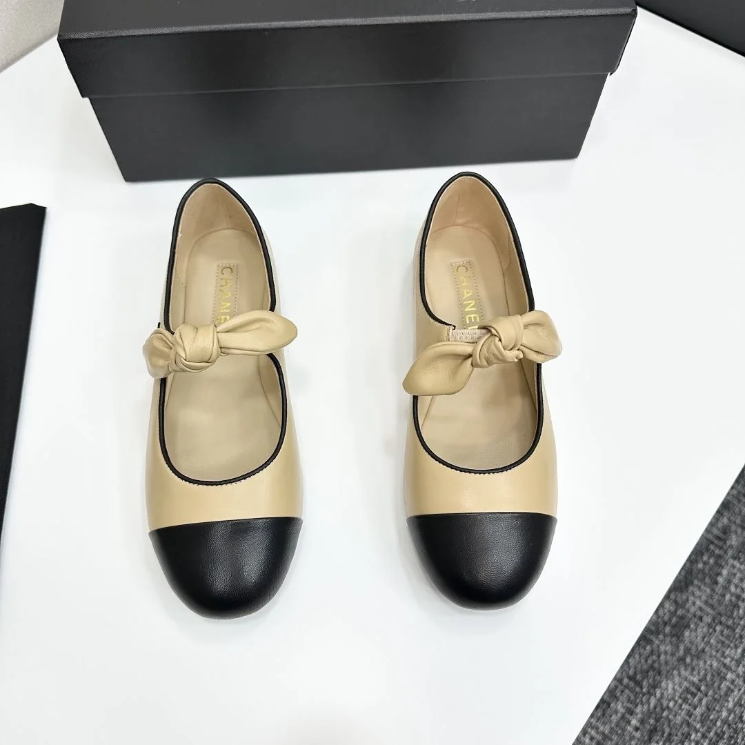 Official Chanel Low Shoes