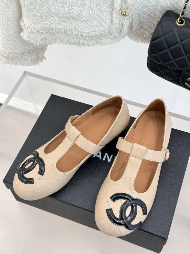 Perfect replica Chanel Low Shoes