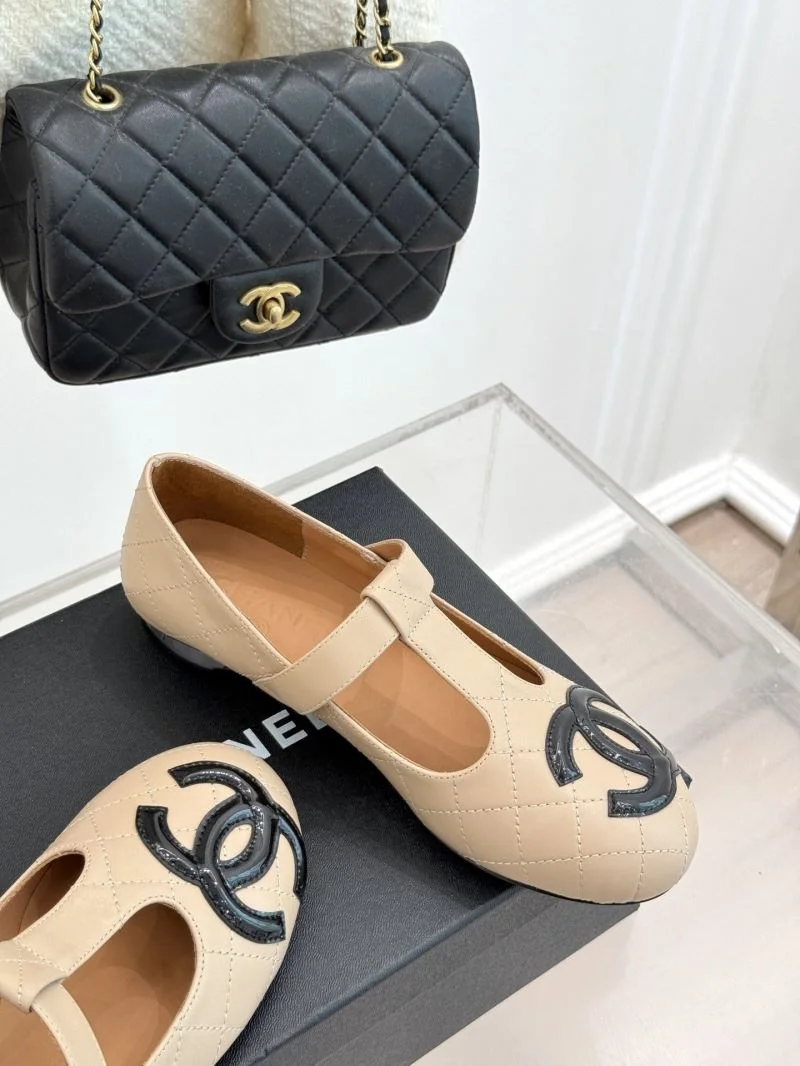 Perfect replica Chanel Low Shoes