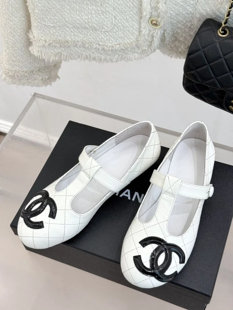 Legit Chanel Low Shoes