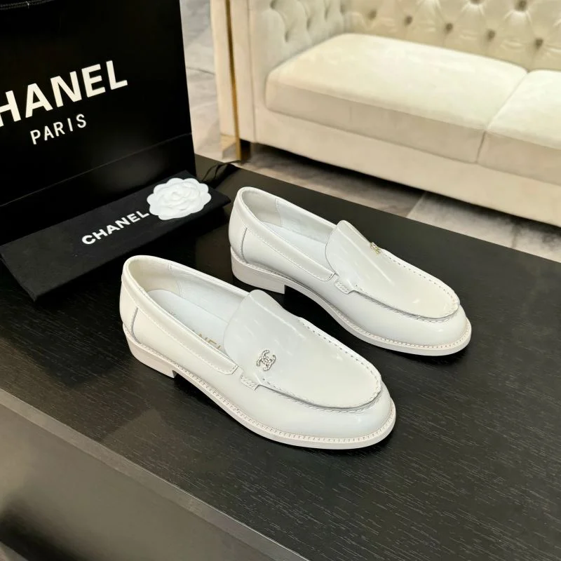 Top match Chanel Low Shoes