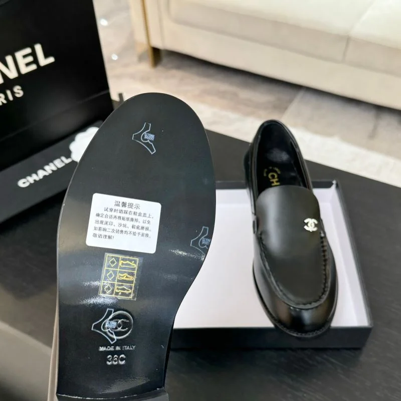 Reasonably priced Chanel Low Shoes