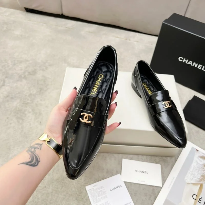 Discounted Chanel Low Shoes