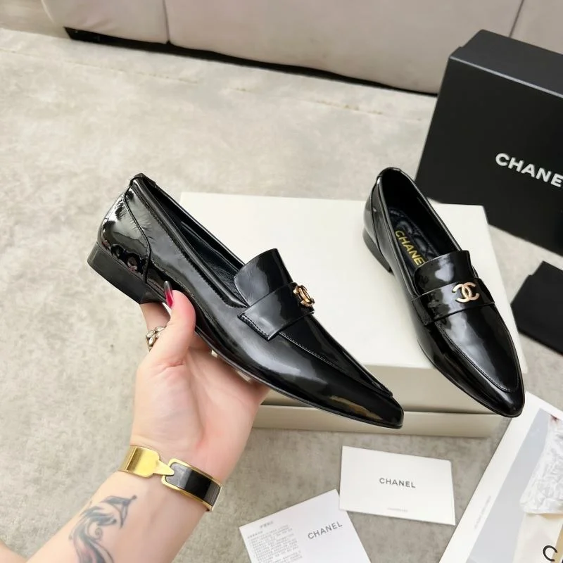Discounted Chanel Low Shoes
