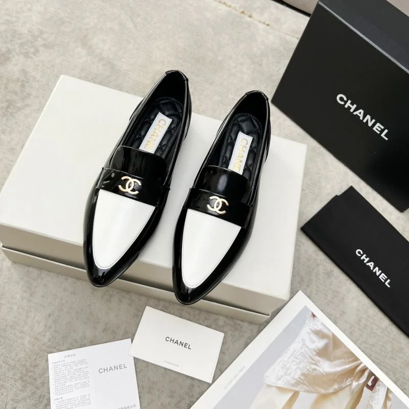 Chanel Low Shoes
