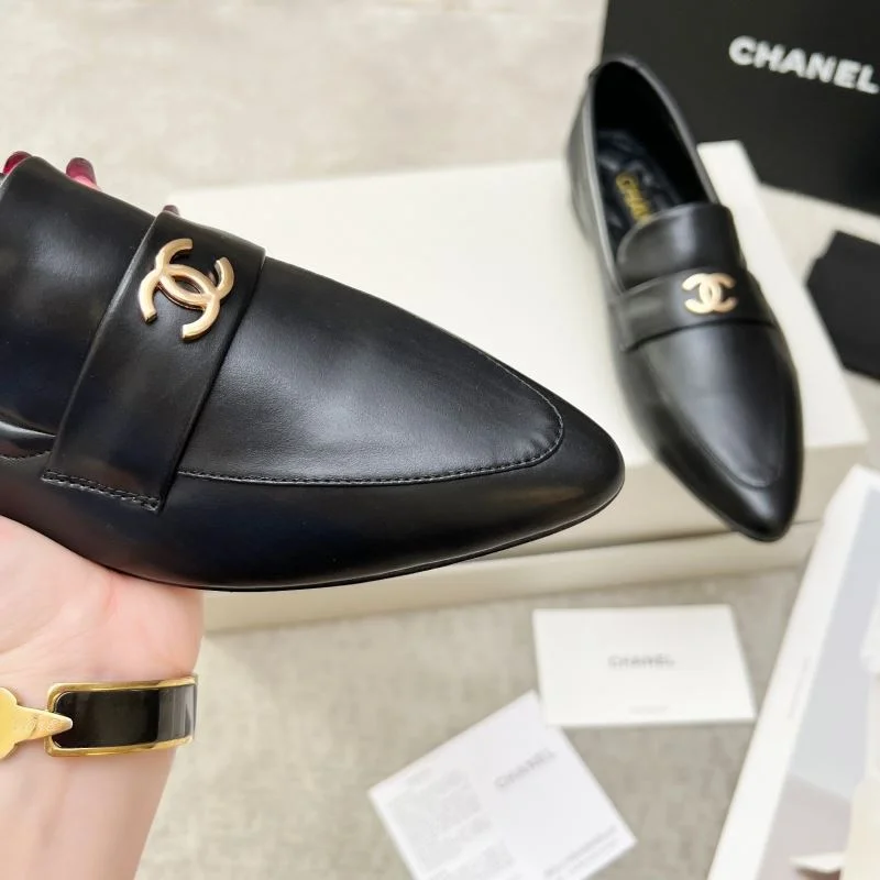Top match Chanel Low Shoes