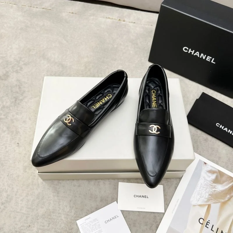 Top match Chanel Low Shoes