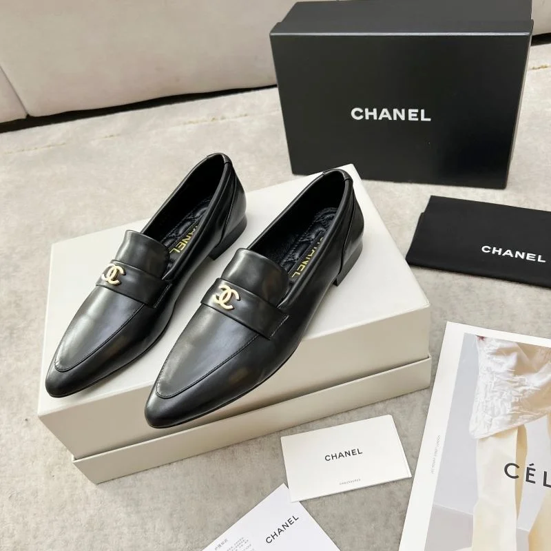 Top match Chanel Low Shoes