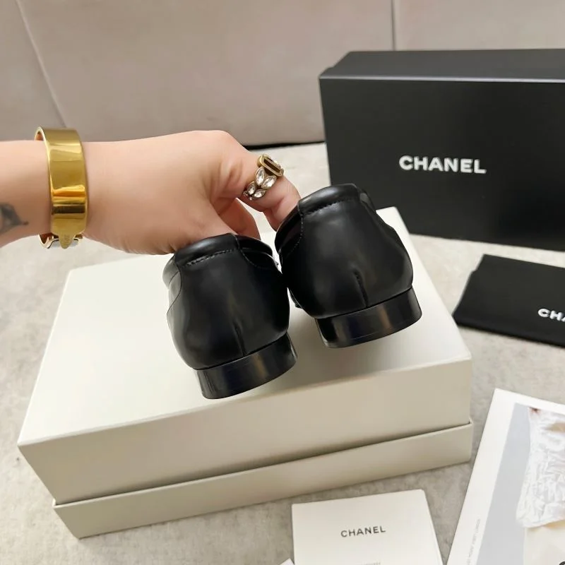Top match Chanel Low Shoes