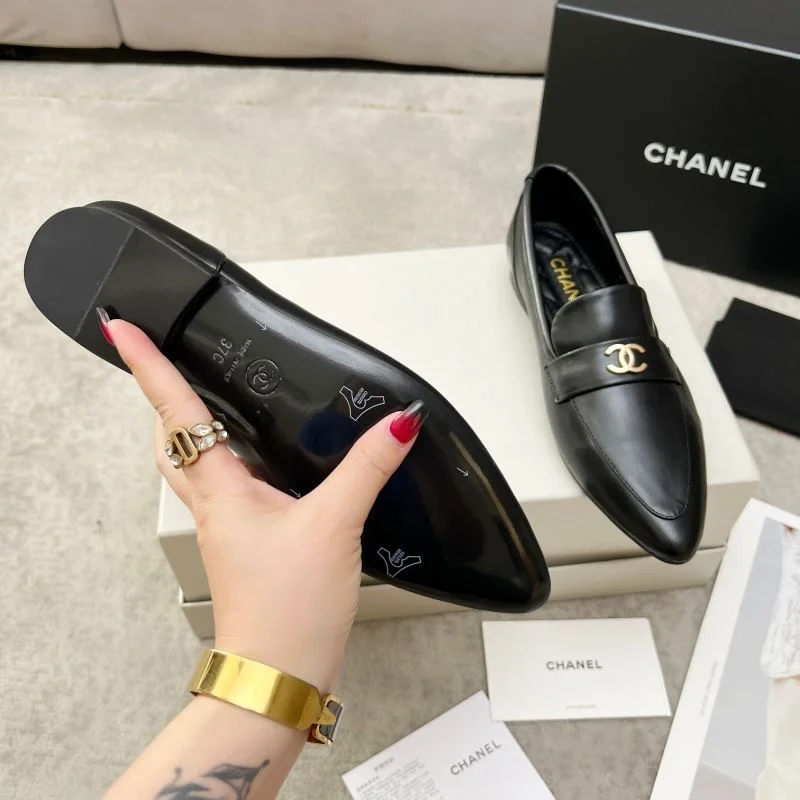 Top match Chanel Low Shoes