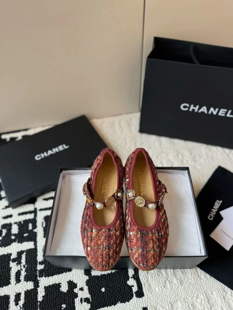 Chanel Low Shoes