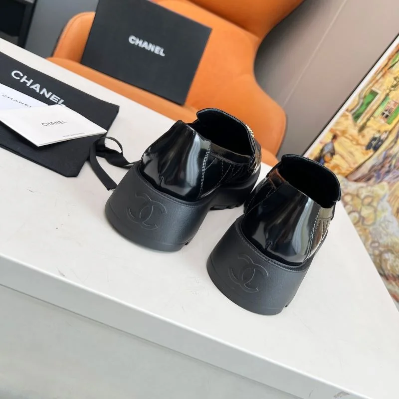 Bargain Chanel Low Shoes