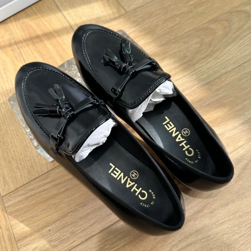 Discounted Chanel Low Shoes